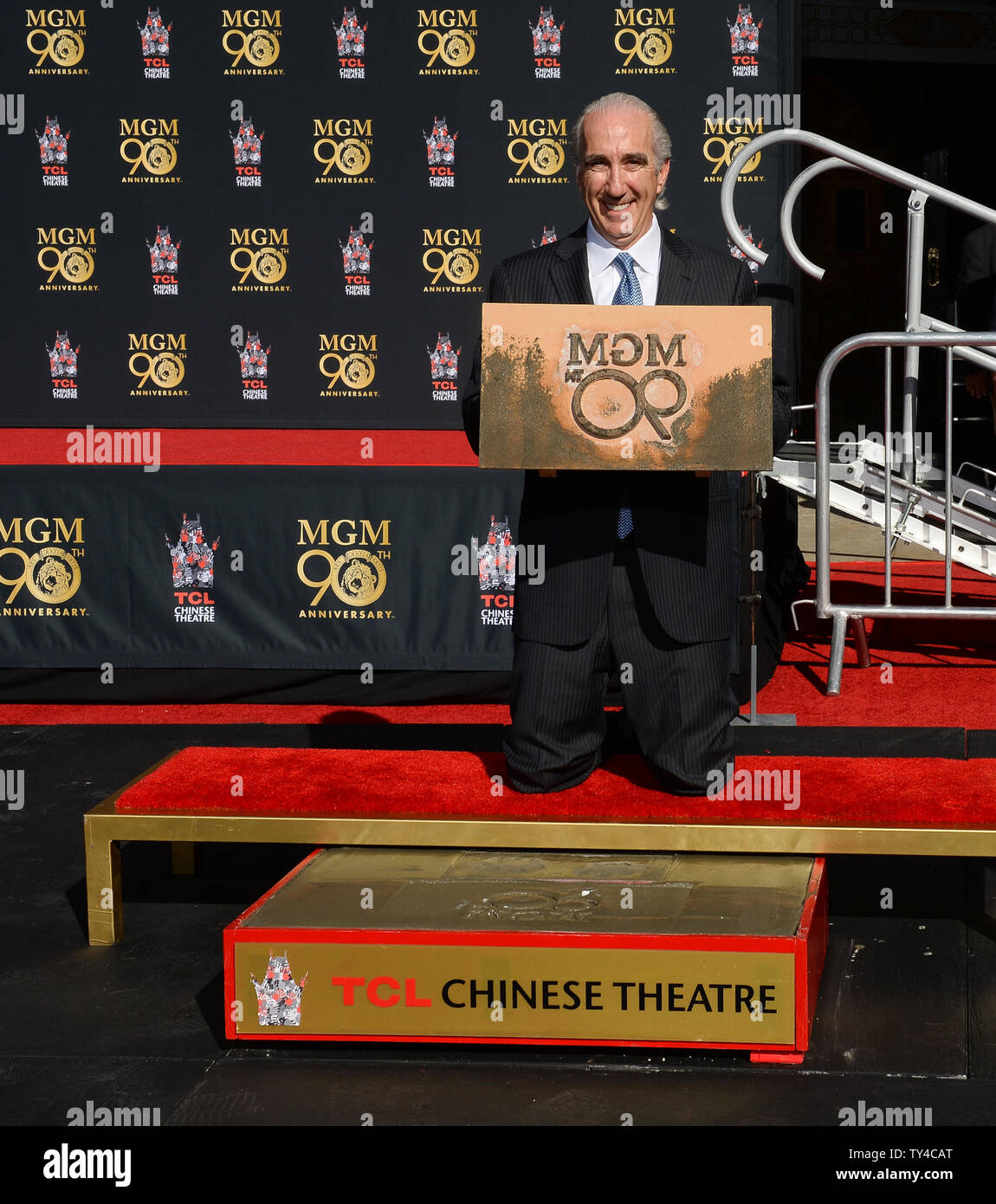 Mgm leo the lion hi-res stock photography and images - Alamy