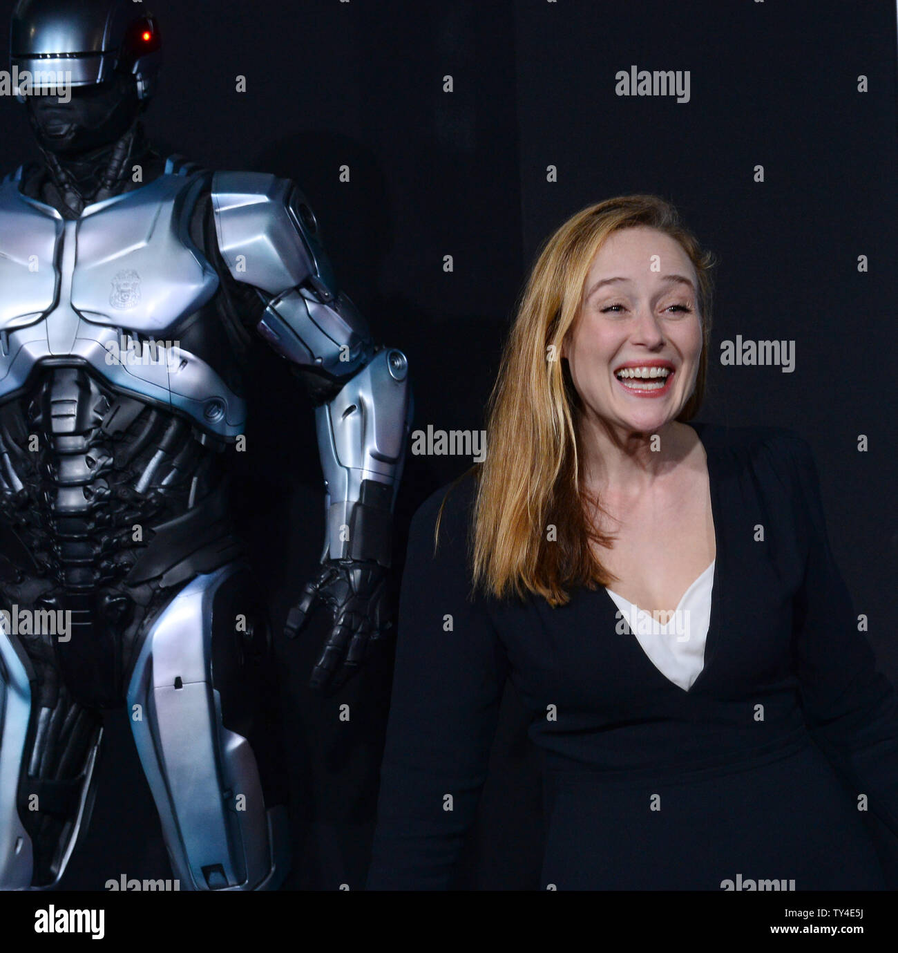 Cast member Jennifer Ehle attends the premiere of the sci-fi motion ...