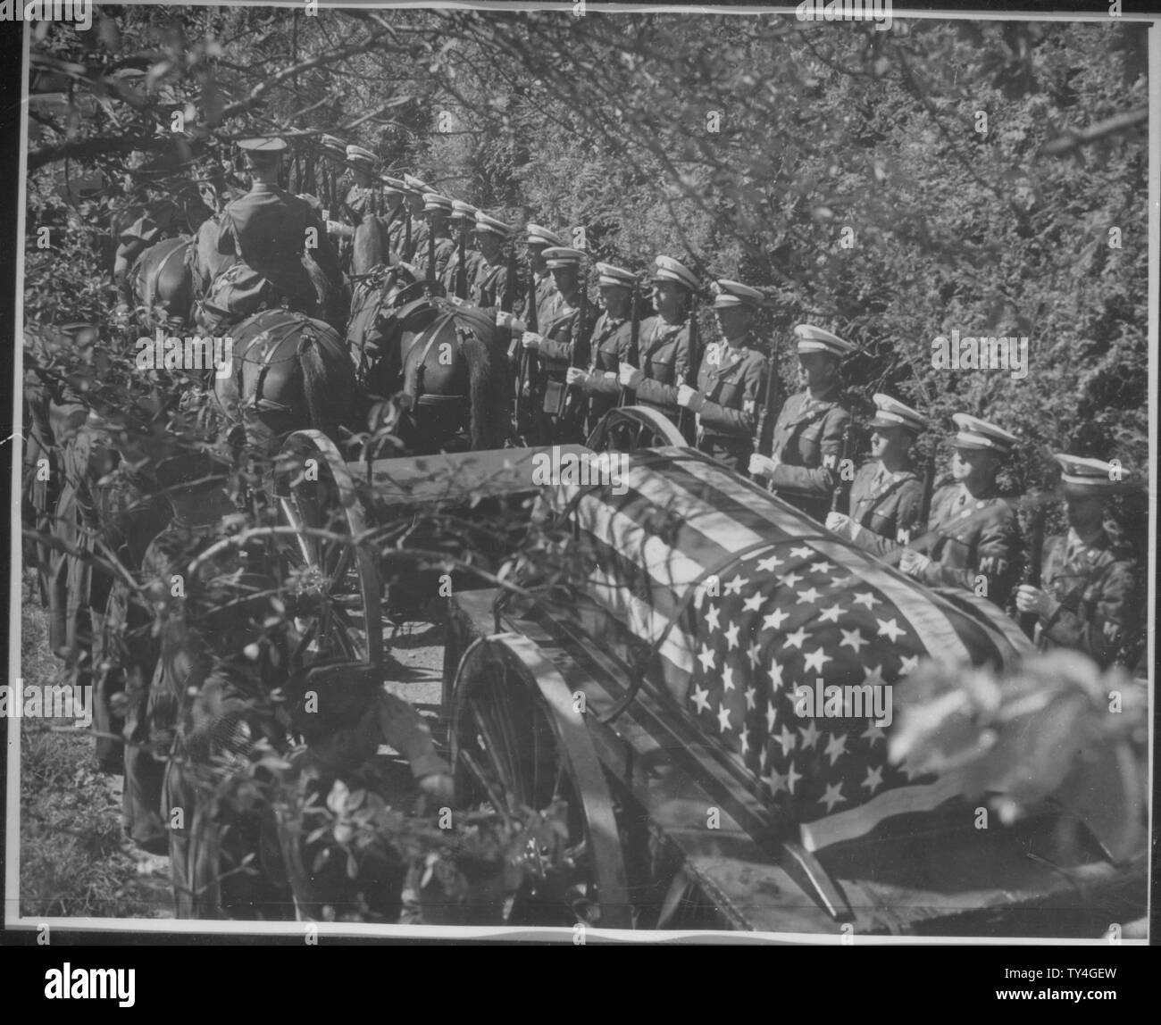 Franklin roosevelt funeral hi-res stock photography and images - Alamy