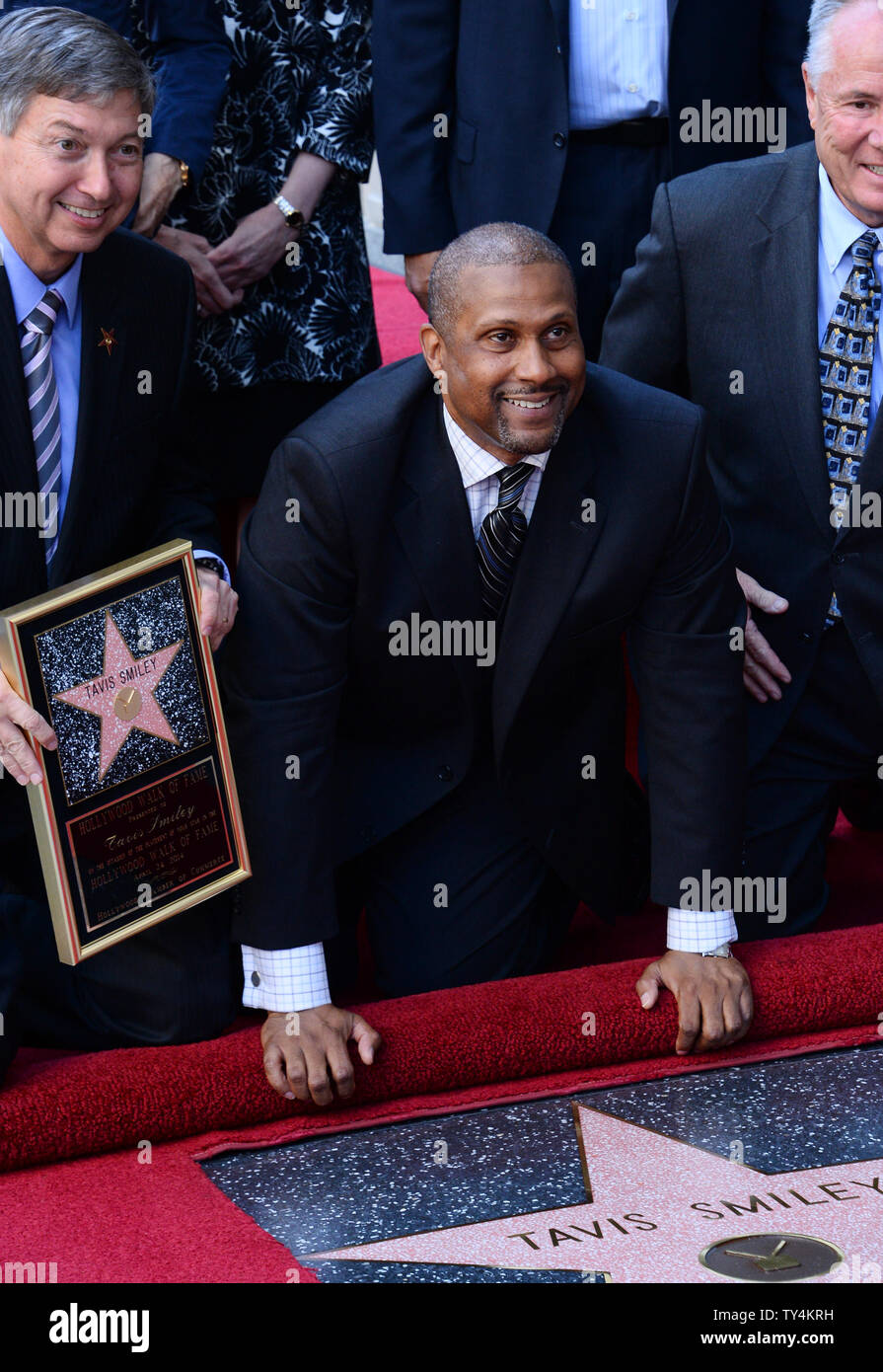 Television host Tavis Smiley savors the moment during an unveiling ...