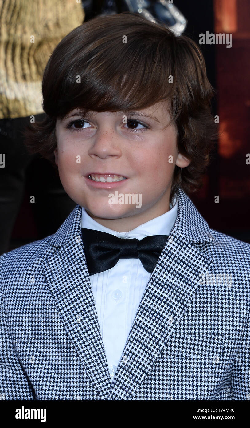 Cast member Carson Bolde attends the premiere of the sci-fi motion ...
