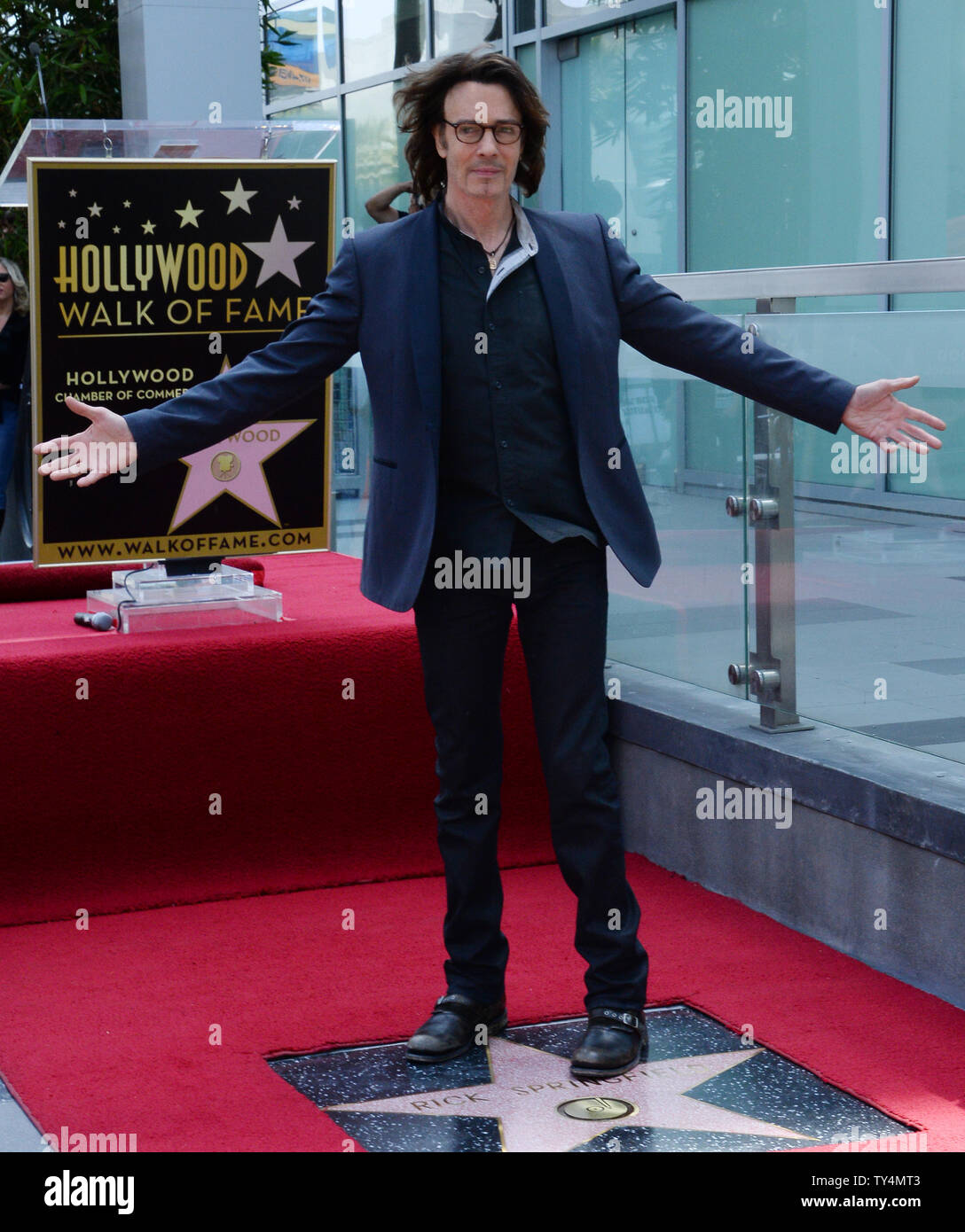 Musician, singer and songwriter Rick Springfield of Australia stands ...