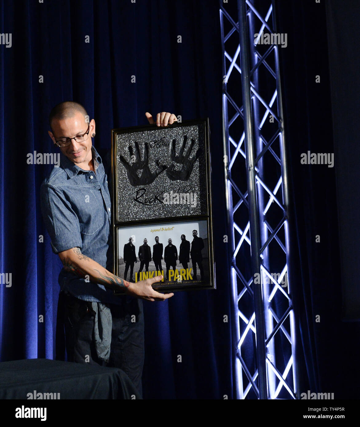 Linkin park rockwalk inducting ceremony hi-res stock photography and ...