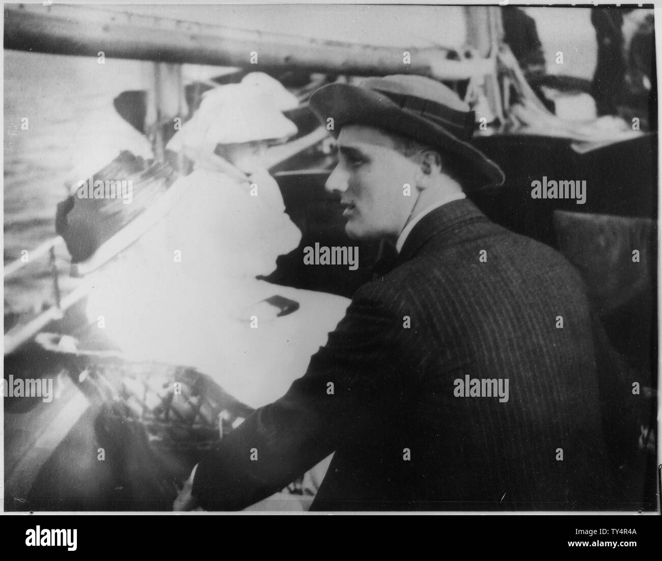 Franklin d roosevelt with sara delano roosevelt hi-res stock ...