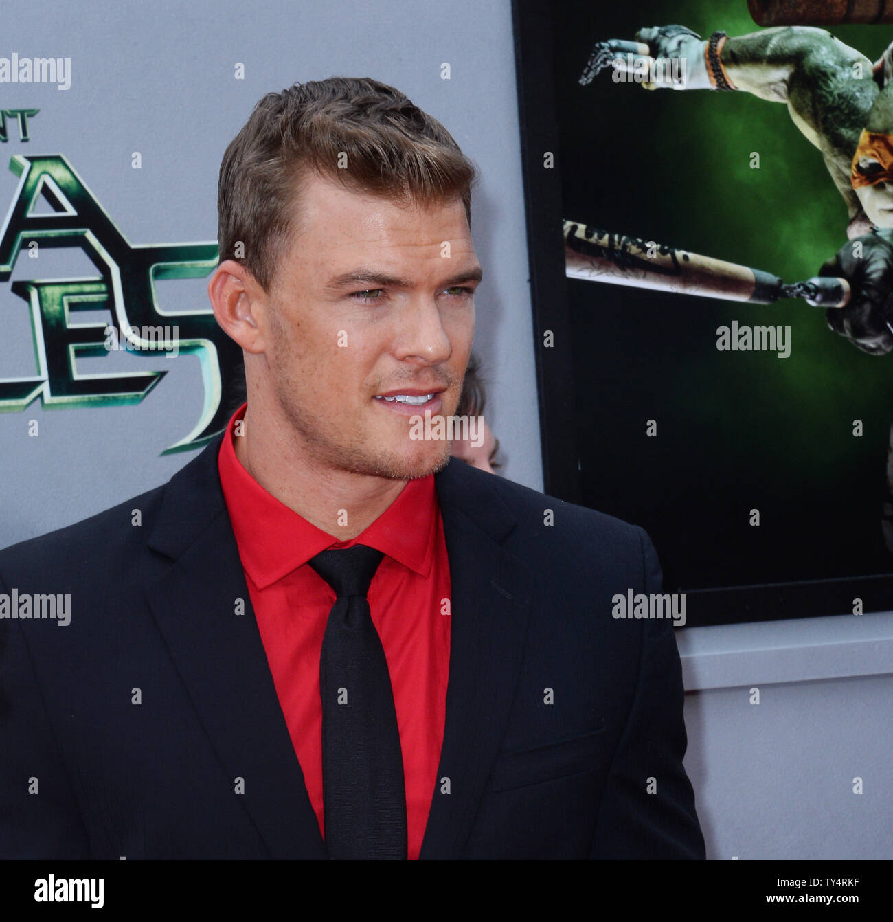 Alan Ritchson Brothers