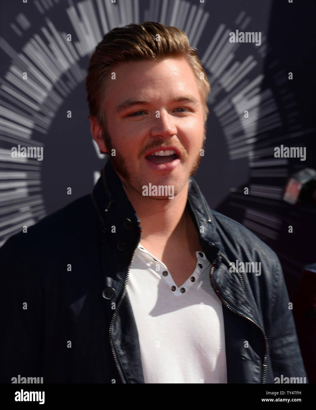 Brett Davern arrives at the 2014 MTV Video Music Awards at the Forum in ...