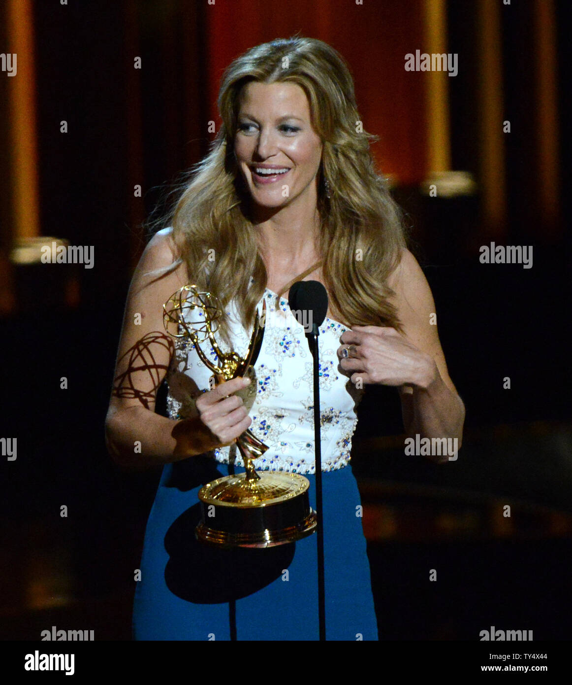 Anna gunn breaking bad hi-res stock photography and images - Alamy