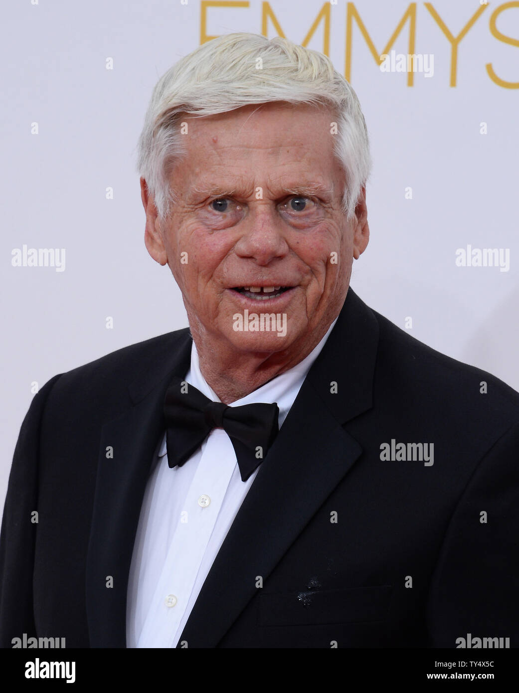 Actor Robert Morse arrives at the Primetime Emmy Awards at the Nokia ...