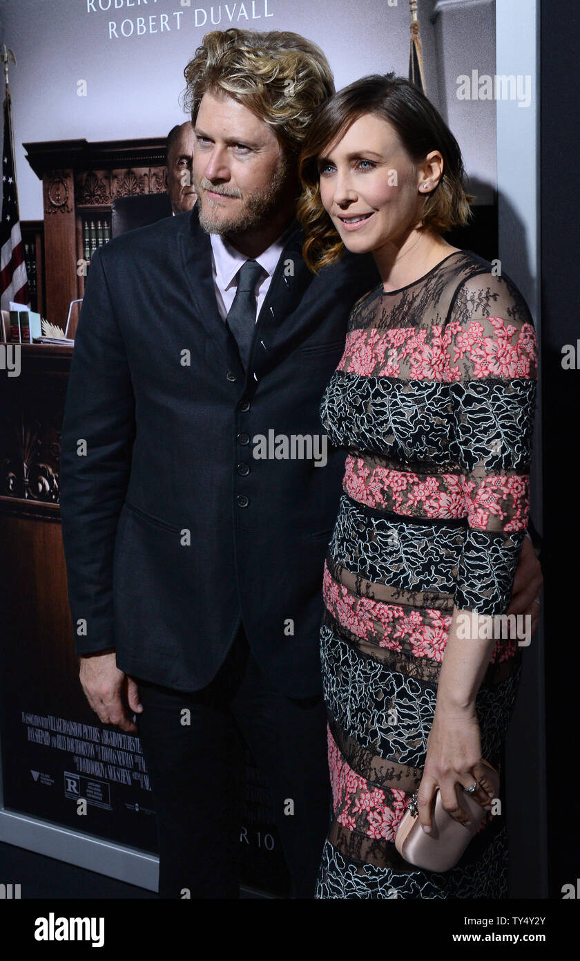 Vera farmiga and husband hi-res stock photography and images - Alamy