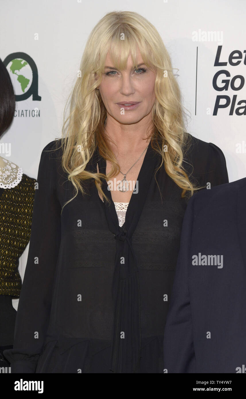 Daryl Hannah attends the 2014 annual Environmental Media Awards in ...