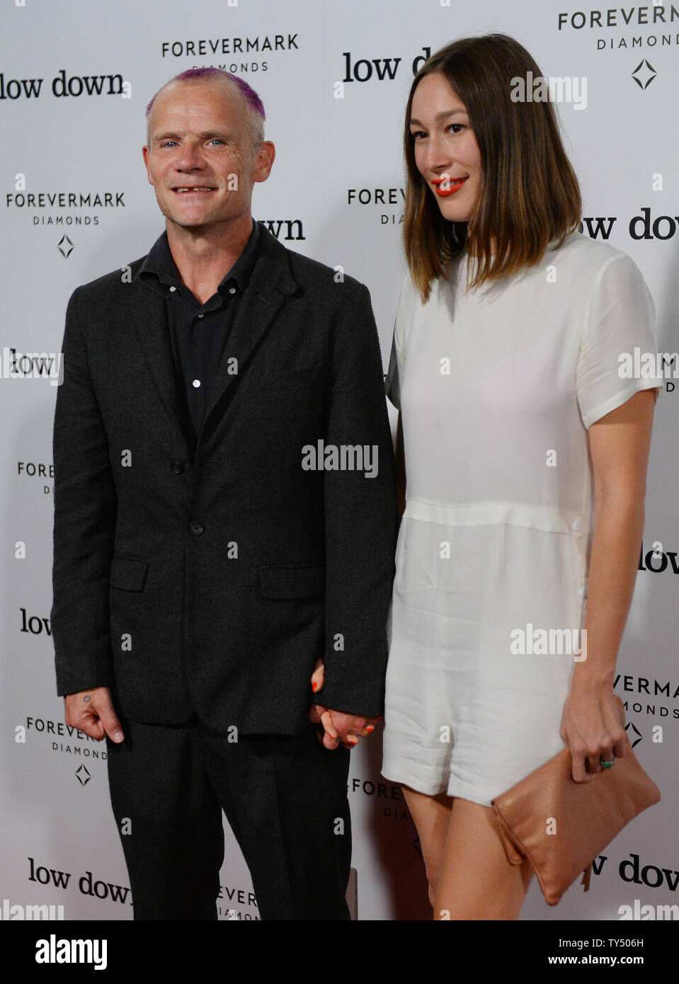 Sandha khin hi-res stock photography and images - Alamy