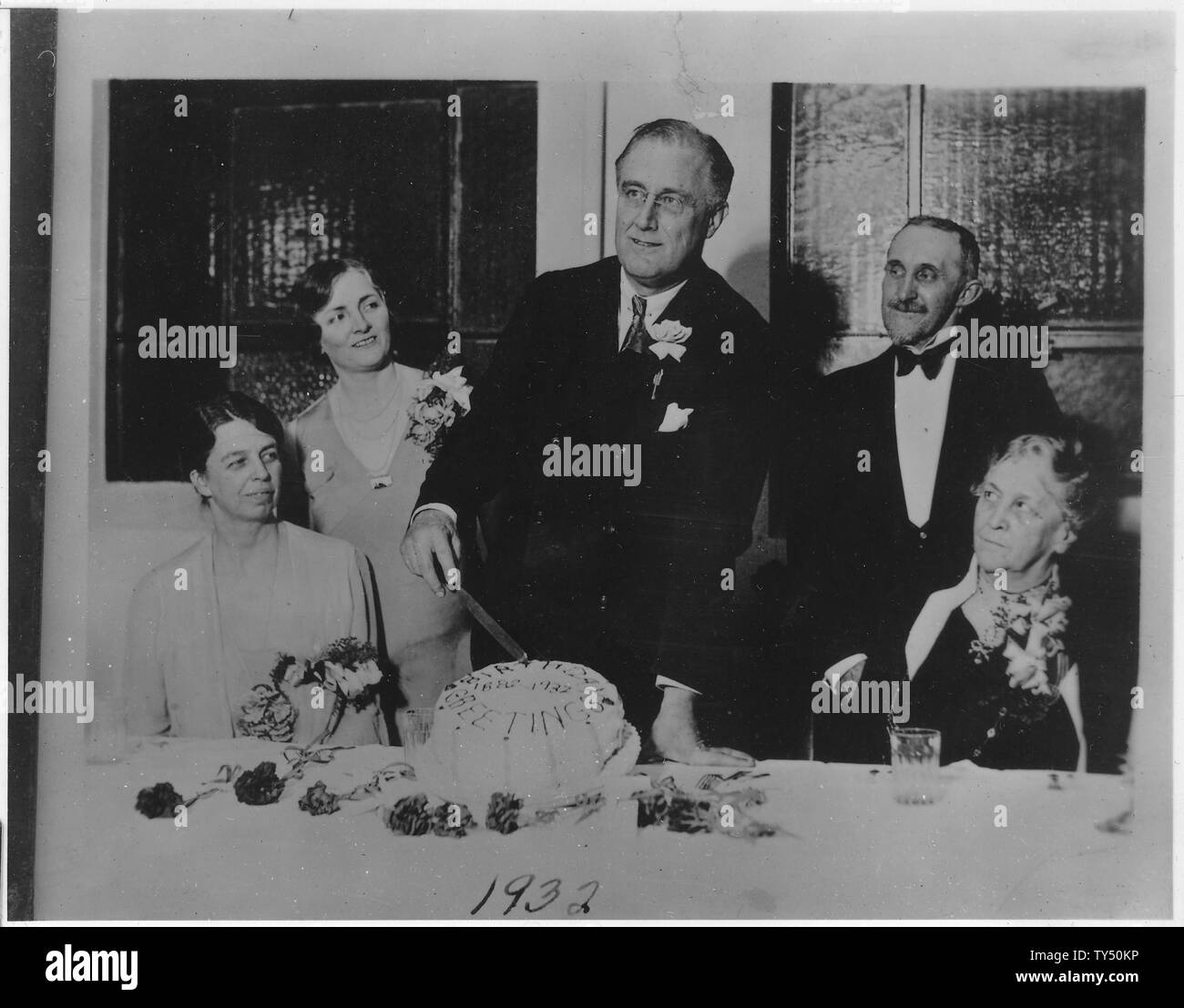 Franklin D. Roosevelt,Eleanor Roosevelt, Sara Delano Roosevelt, Mrs. T ...