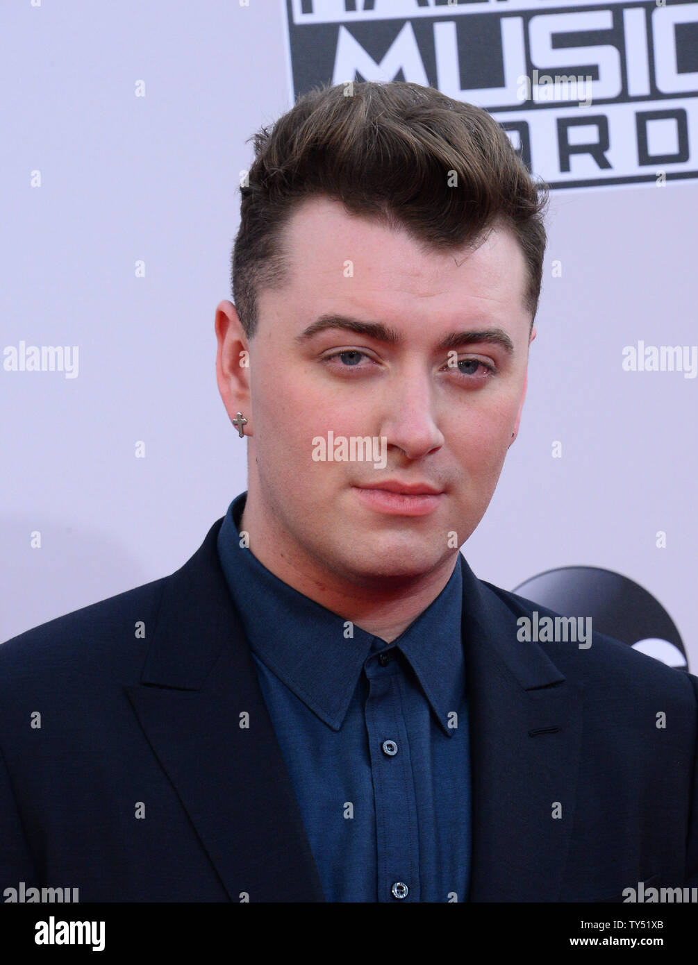 Singer Sam Smith arrives for the 42nd annual American Music Awards held ...