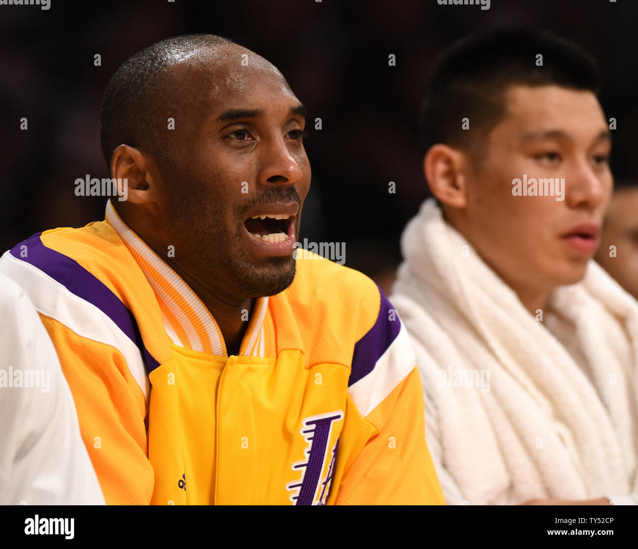 Los Angeles Lakers guard Kobe Bryant yells from the bench during the ...