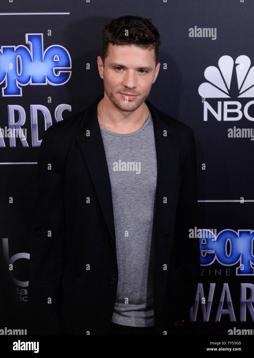 1st annual the people magazine awards hi-res stock photography and ...