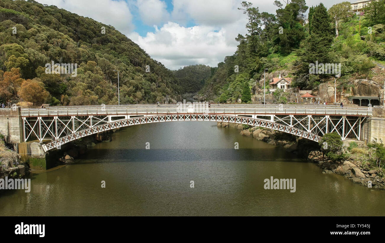 front view of kings bridge and cataract gorge in launceston, tasmania ...