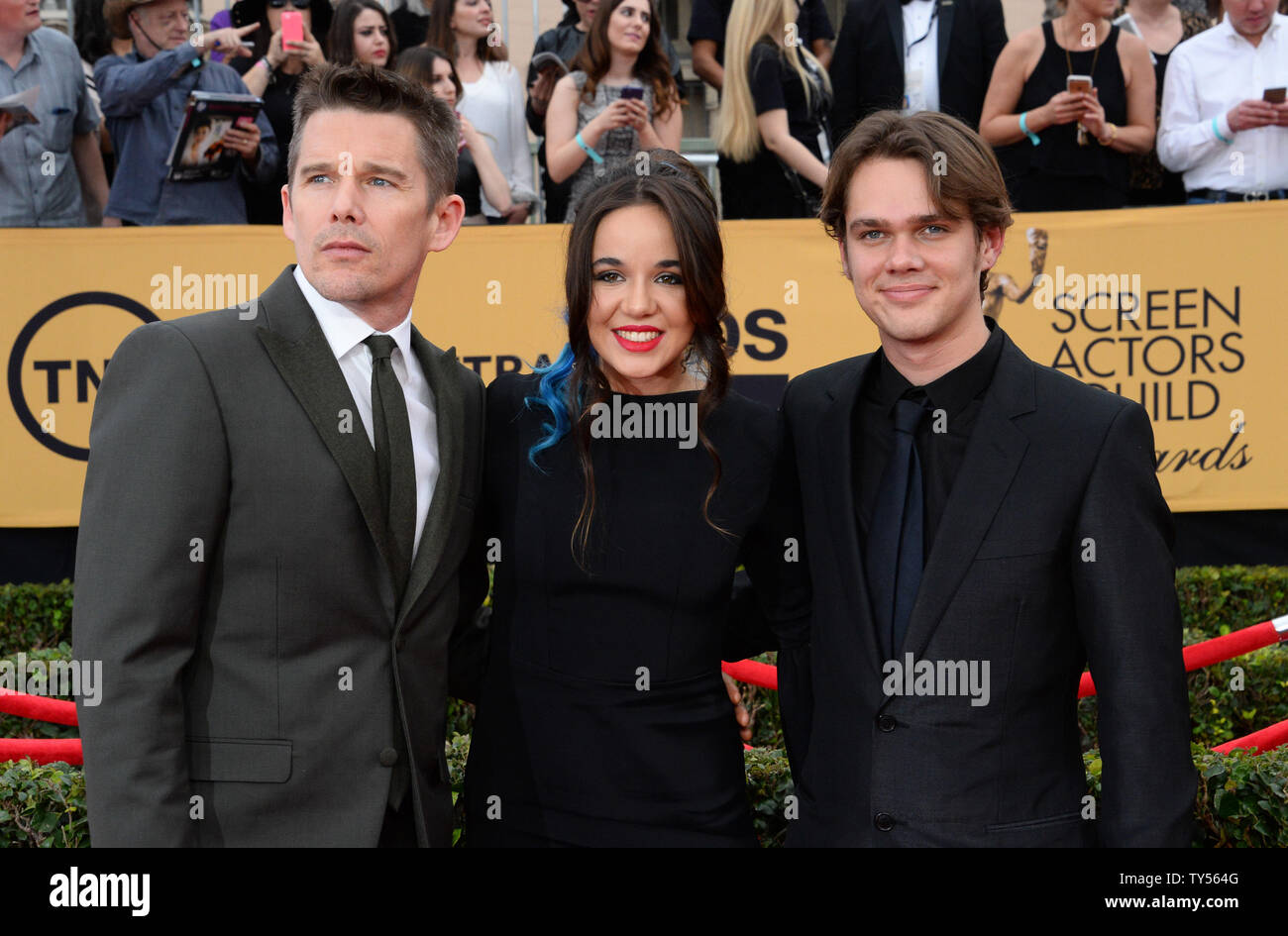 (L-R) Actors Ethan Hawke, Lorelei Linklater and Ellar Coltrane, cast of ...
