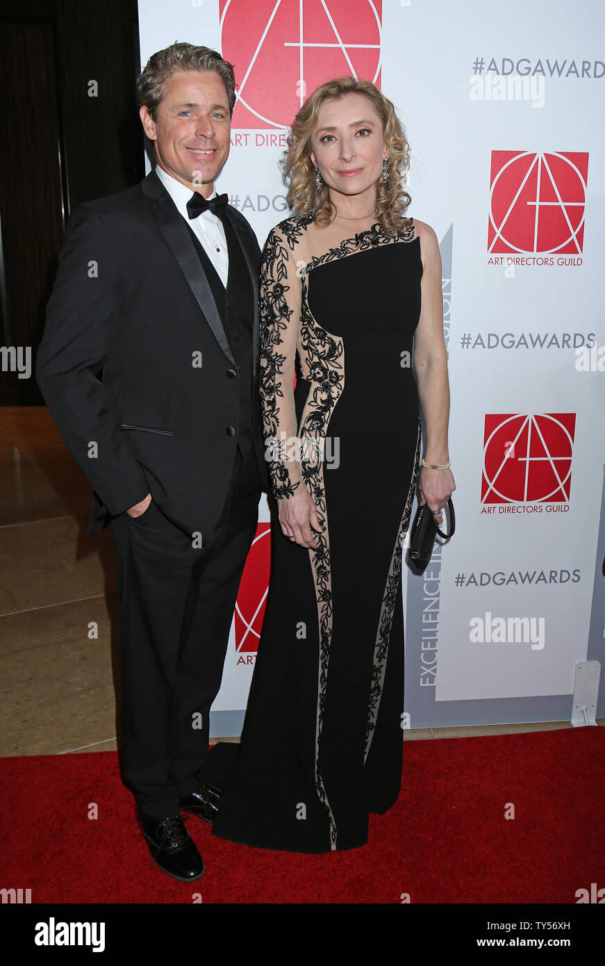 Oana Bogdan (R) and guest arrive on the red carpet of the 19th Annual ...