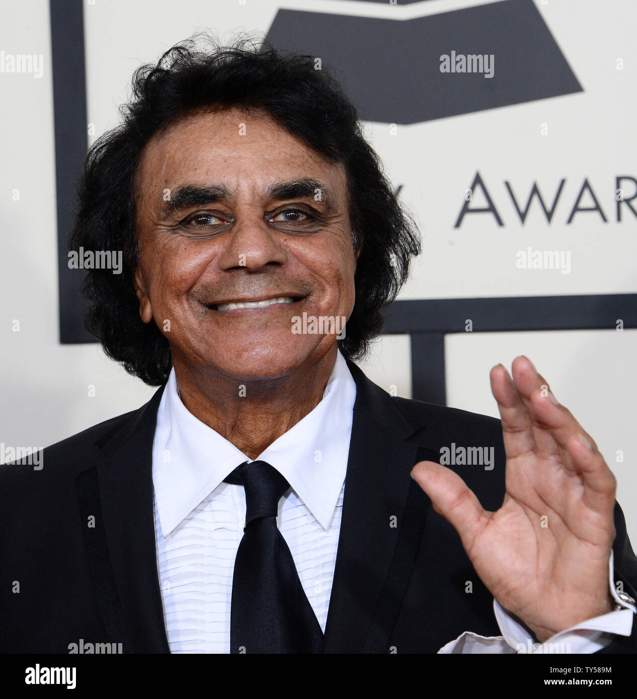 Johnny Mathis arrives for the 57th Grammy Awards at Staples Center in ...