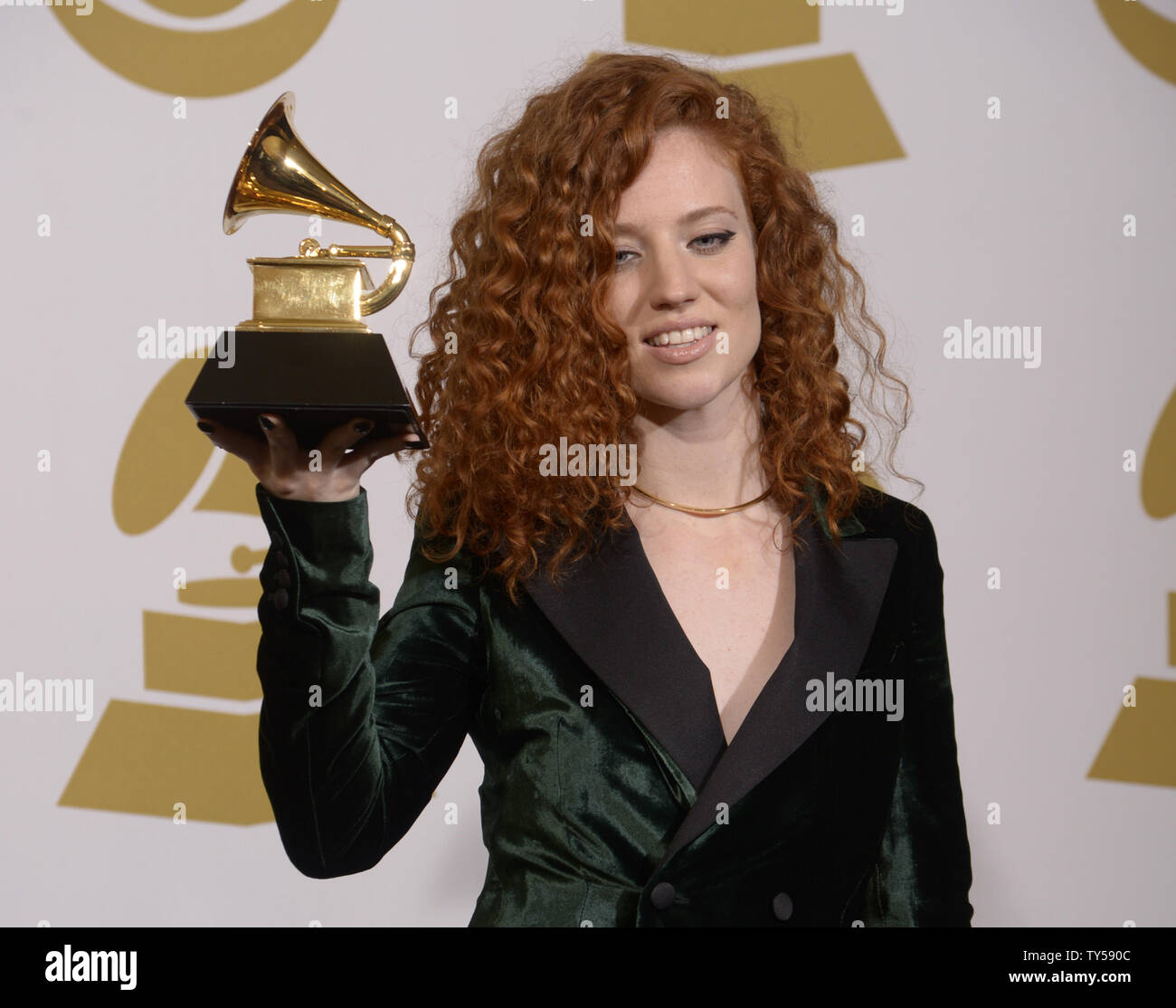 Jess Glynne poses backstage with her award for Best Dance Recording ...