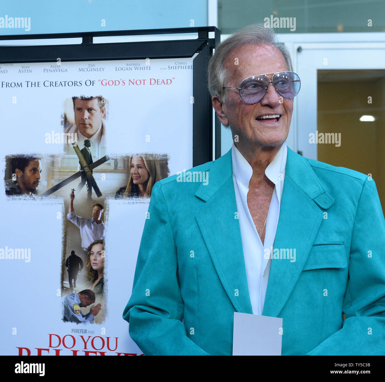Singer Pat Boone attends the premiere of the motion picture drama "Do ...