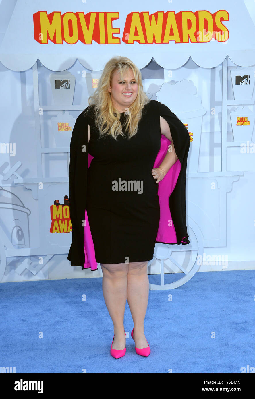 Actress Rebel Wilson arrives for the MTV Movie Awards at Nokia Theatre ...
