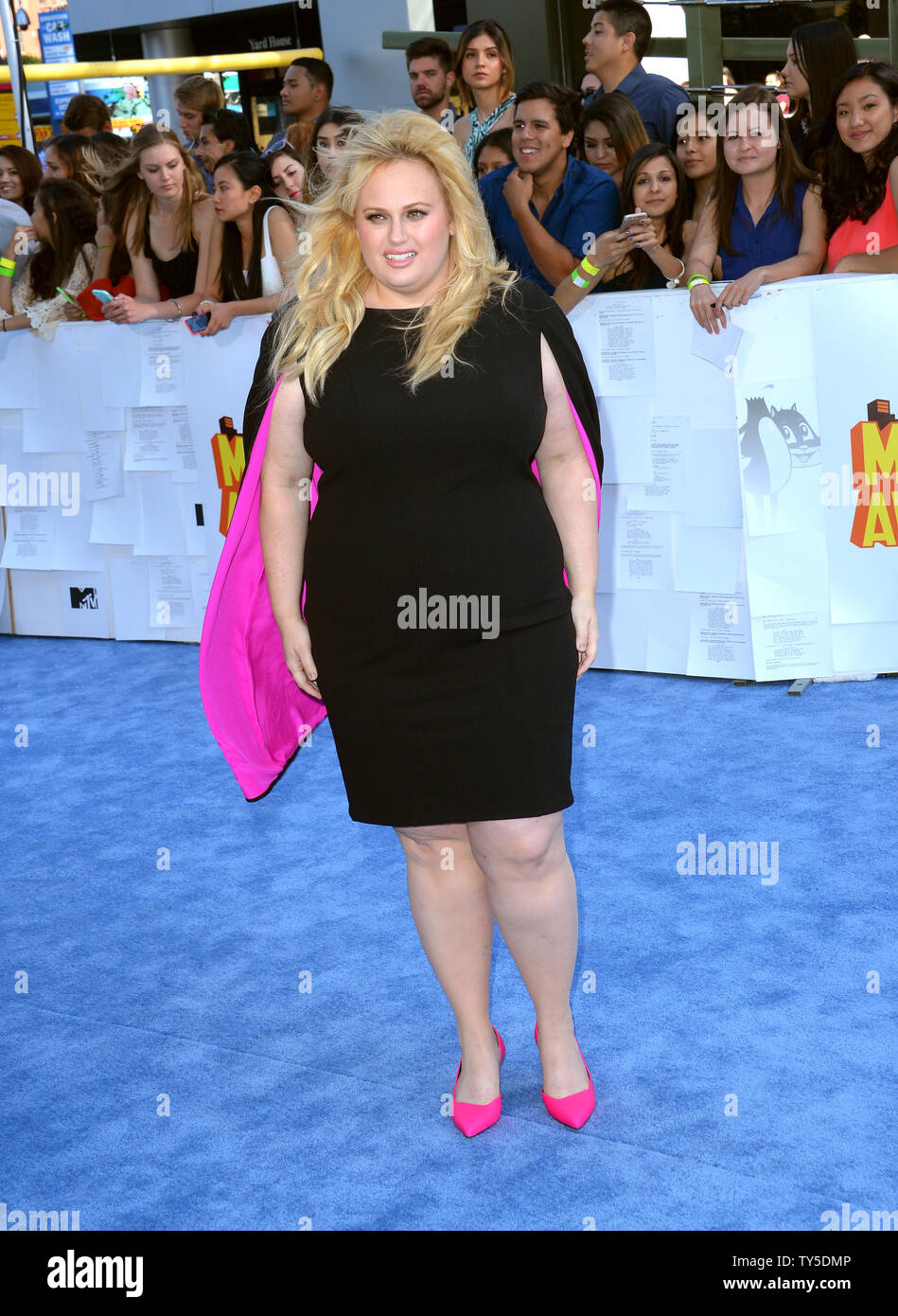 Actress Rebel Wilson arrives for the MTV Movie Awards at Nokia Theatre ...