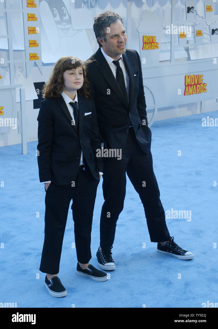 Actor Marc Ruffalo and his daughter Bella Ruffalo arrivesfor the MTV ...