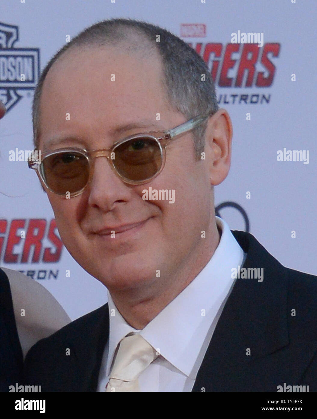 James spader avengers age of ultron hi-res stock photography and images ...