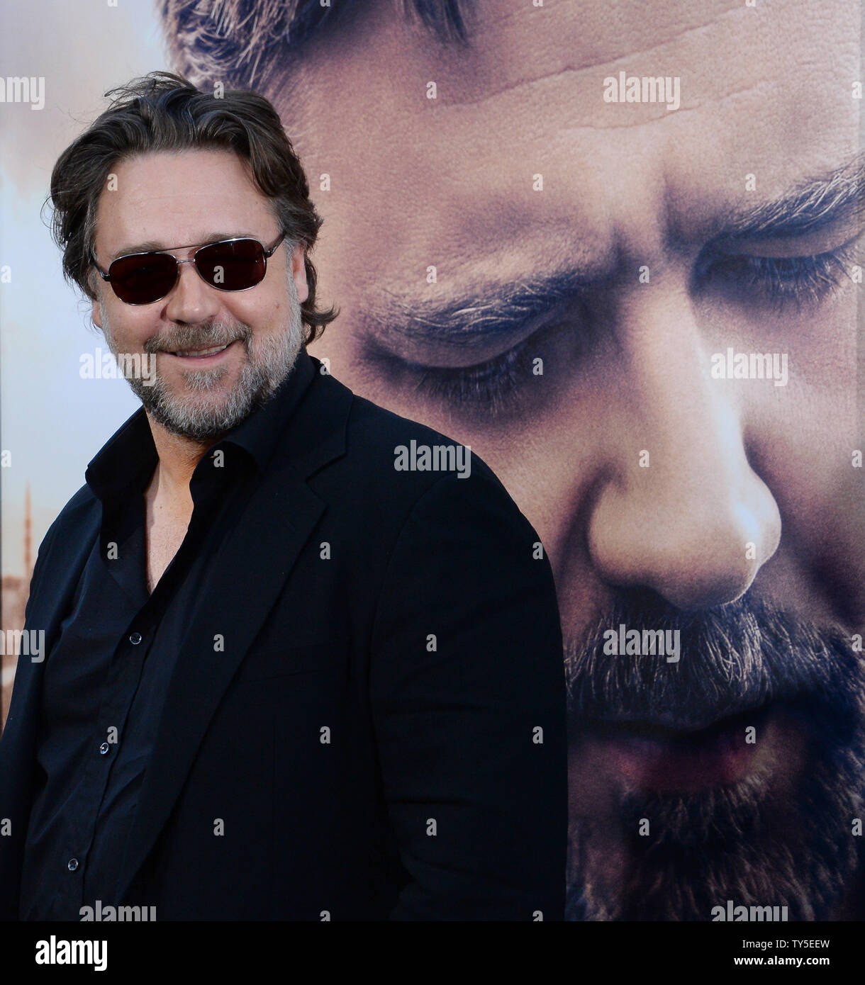 Cast member Russell Crowe attends the premiere of the motion picture ...