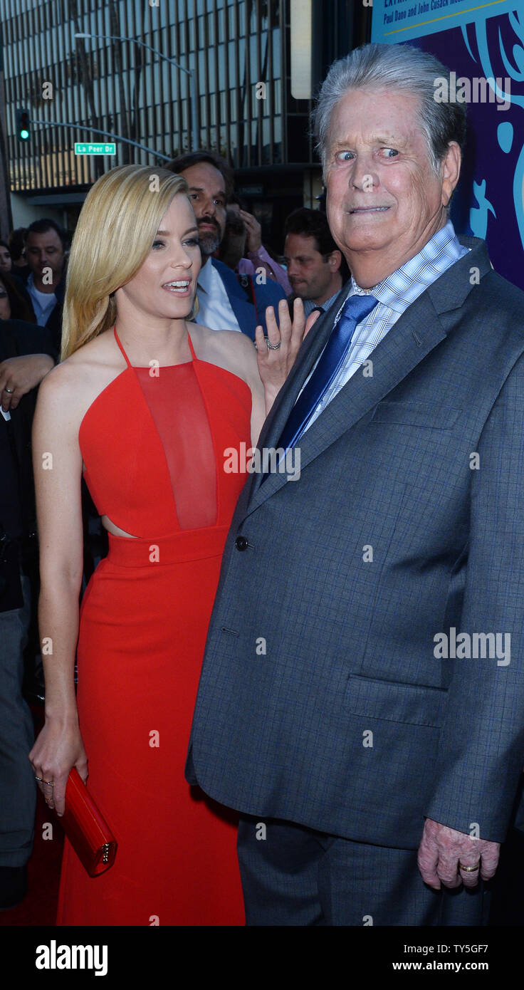 Cast member Elizabeth Banks (L) and musician Brian Wilson attend the ...