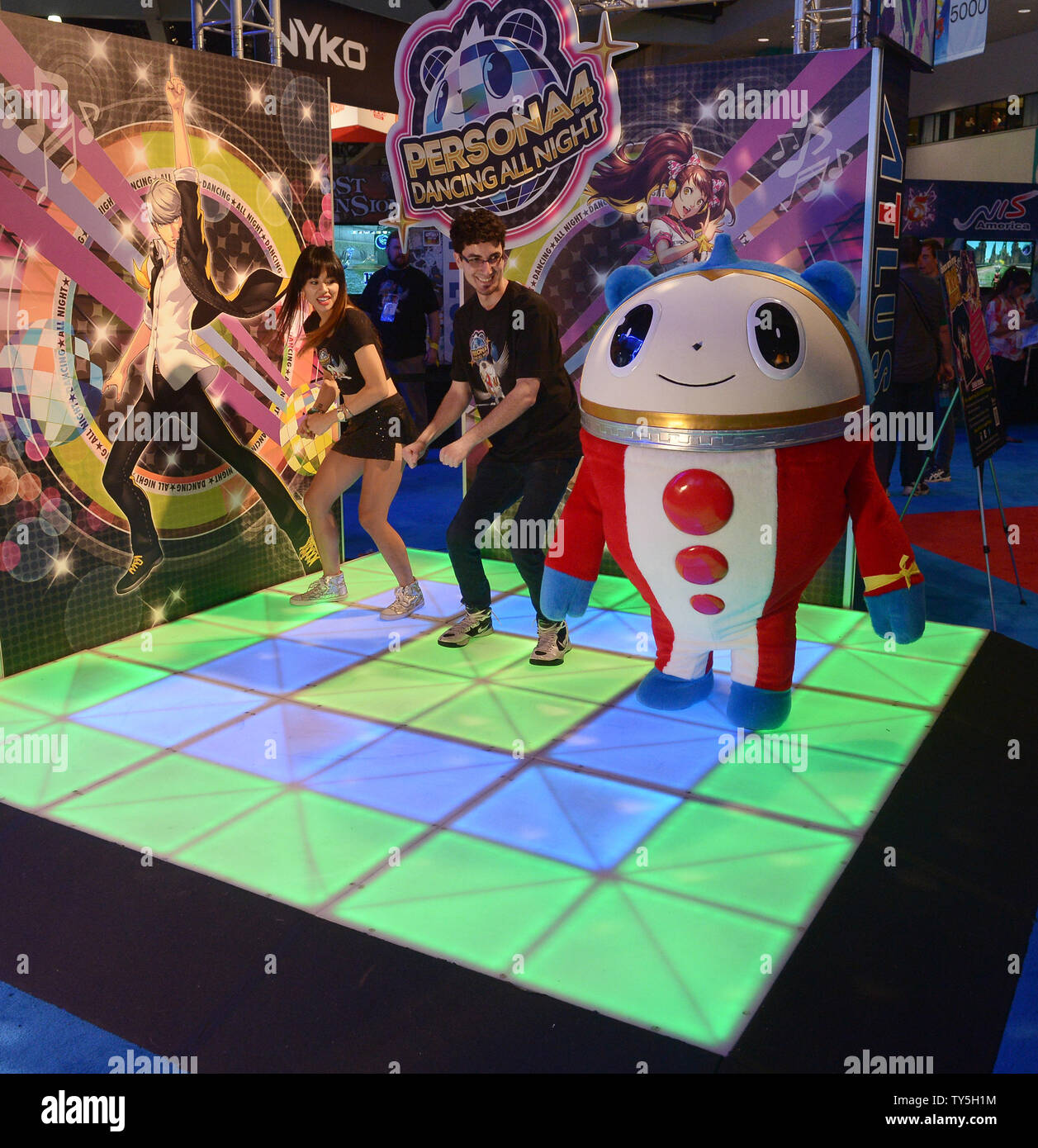 Atlus game hi-res stock photography and images - Alamy