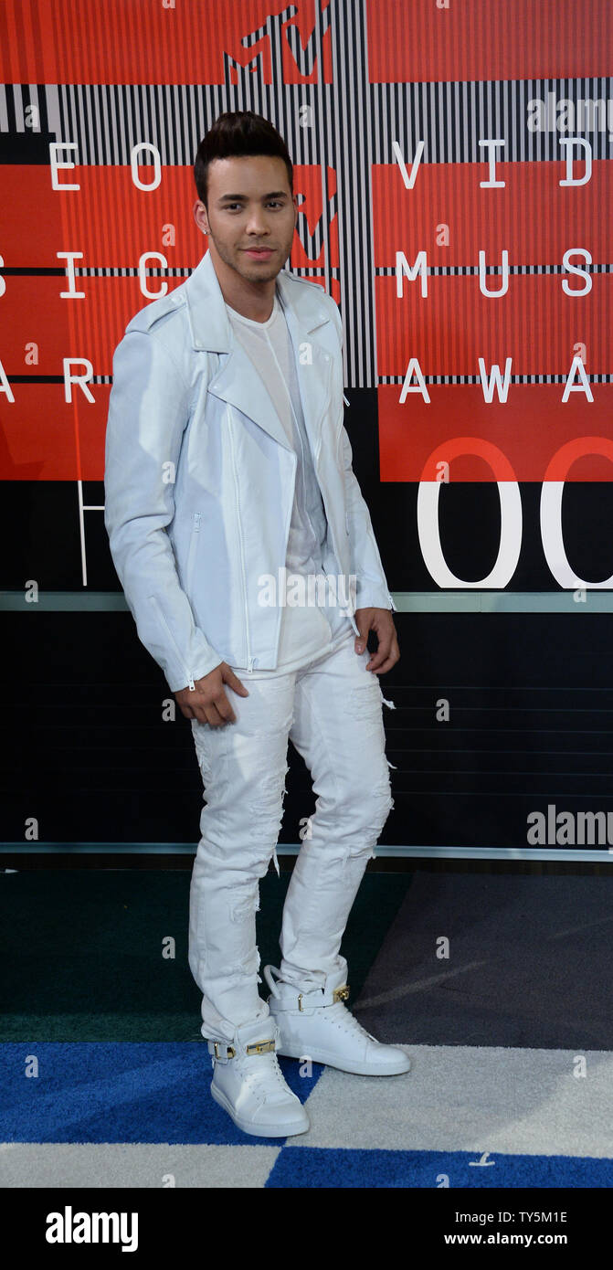 Singer Prince Royce arrives on the red carpet for the 32nd annual MTV ...