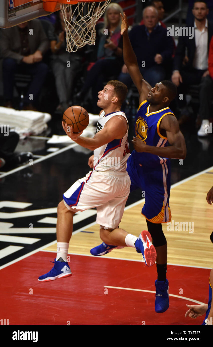 Clippers Blake Griffin shoots over Warriors Festus Ezili in the first ...