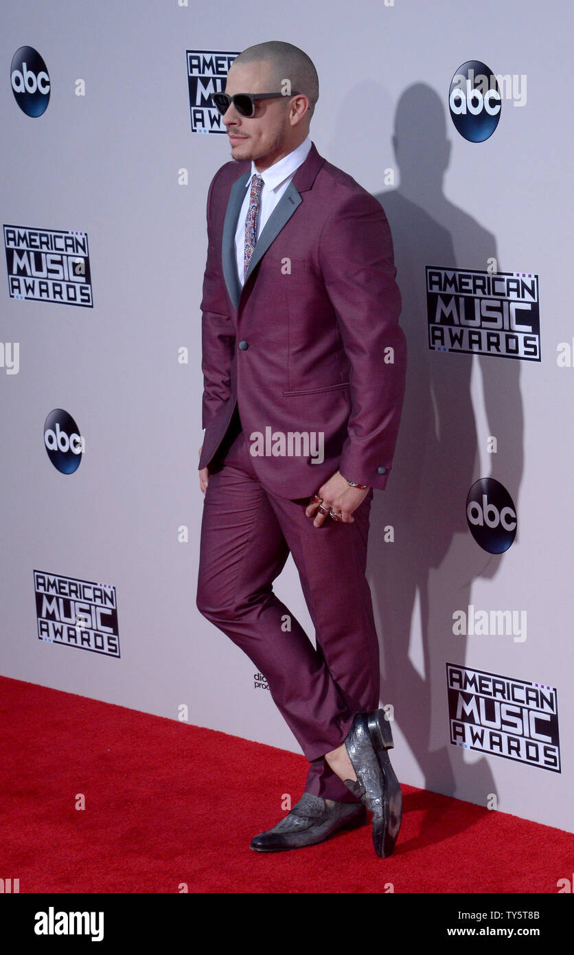 Dancer Beau Casper Smart arrives for the 43rd annual American Music ...