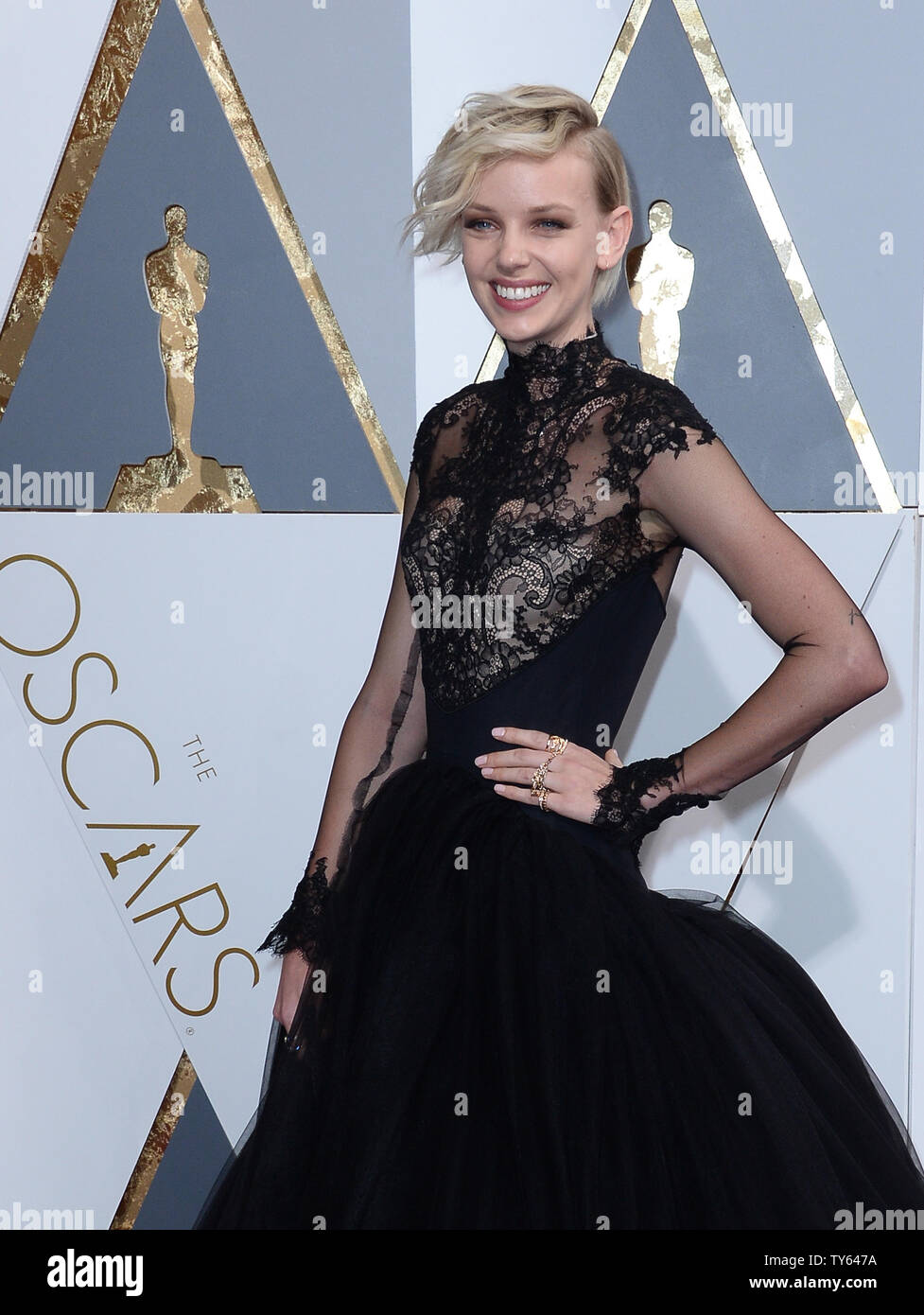Model Dorith Mous arrives on the red carpet for the 88th Academy Awards ...