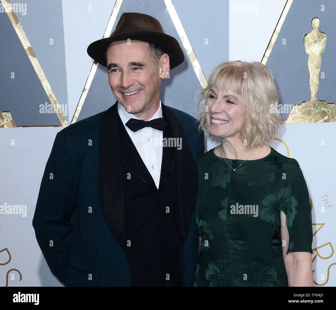 Actor Mark Rylance and Claire van Kampen arrive on the red carpet for ...