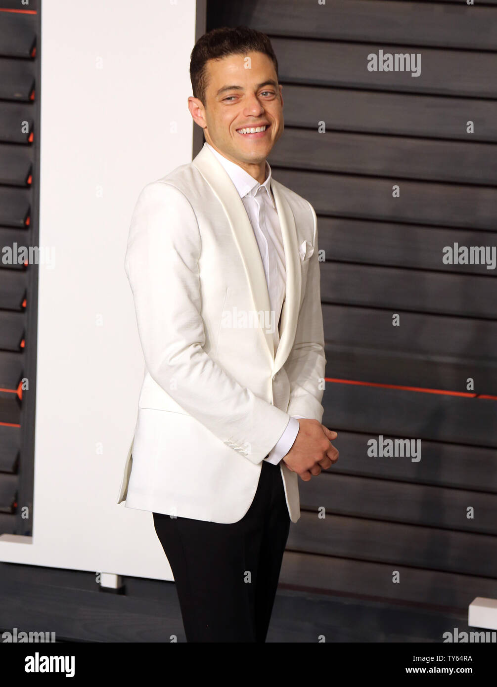 Rami Malek attends the 2016 Vanity Fair Oscar Party at the Wallis ...