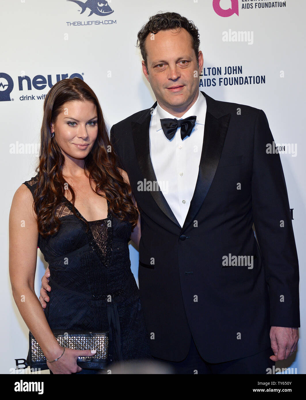 Vince Vaughn and his wife Kyla Weber arrive at the Elton John Aids ...