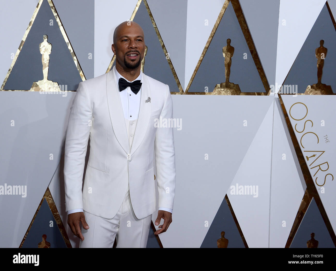 Singer Common arrives on the red carpet for the 88th Academy Awards, at ...