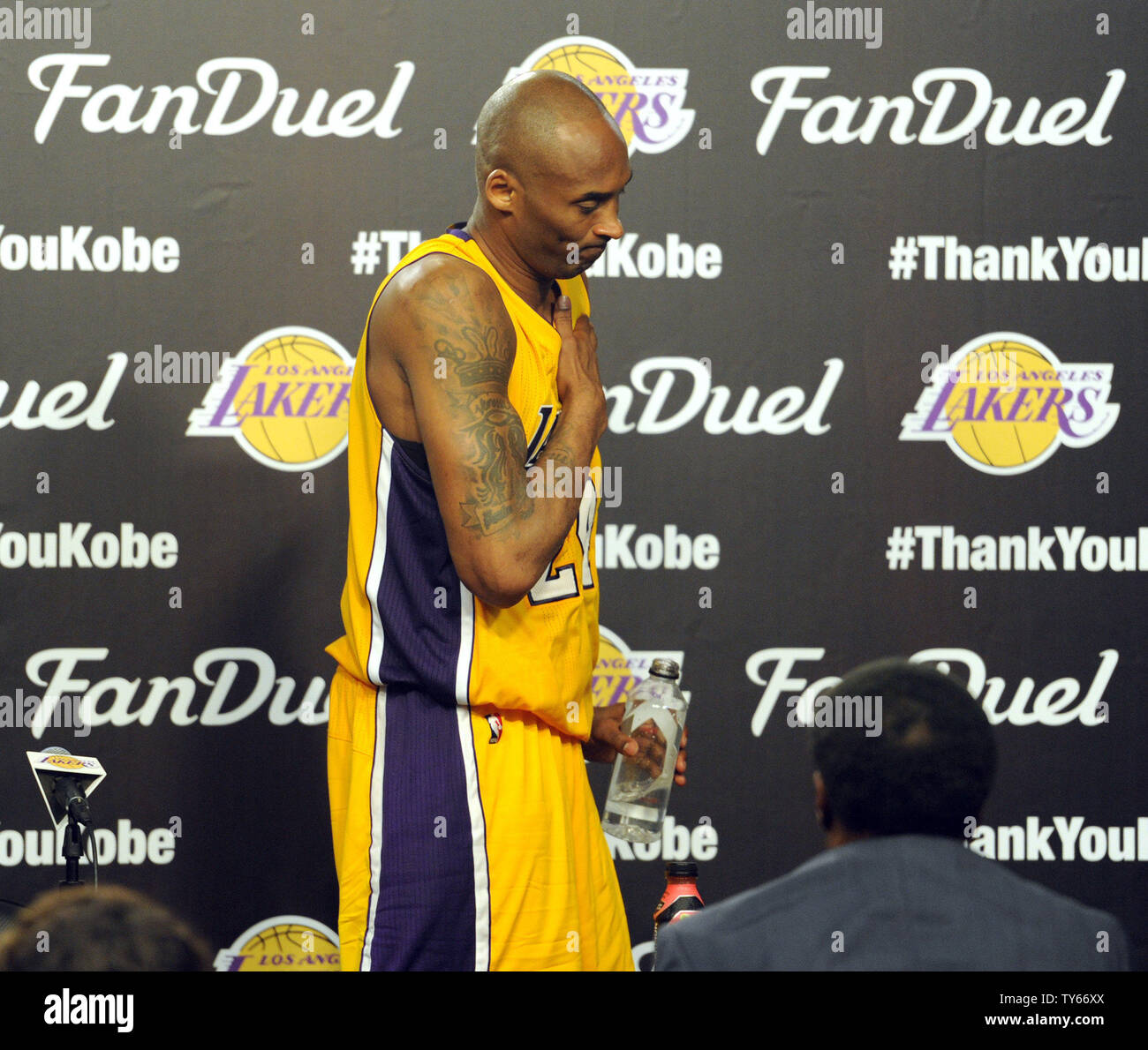 Los Angeles Lakers Kobe Bryant says goodbye after he spoke to the media ...