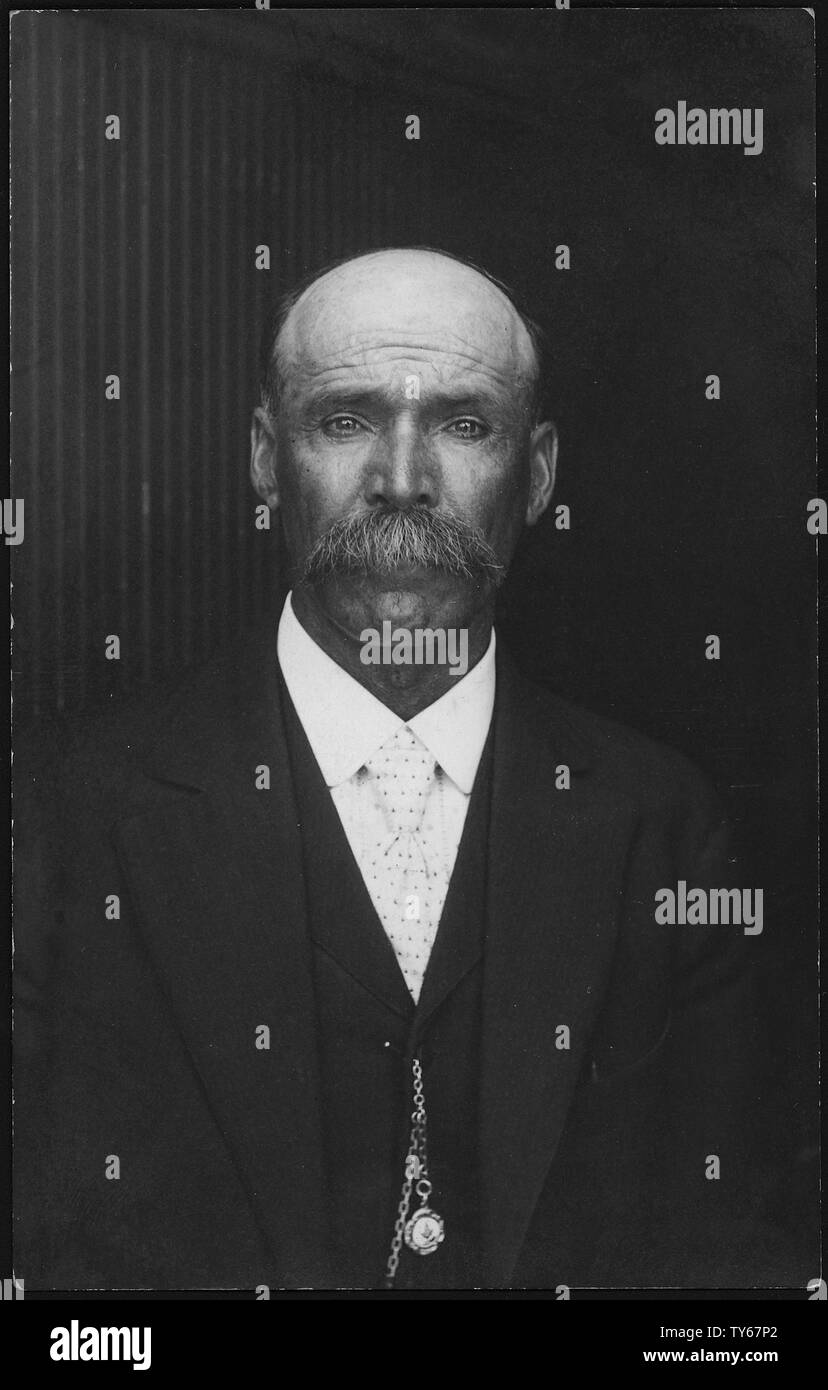 Tolliver hi-res stock photography and images - Alamy