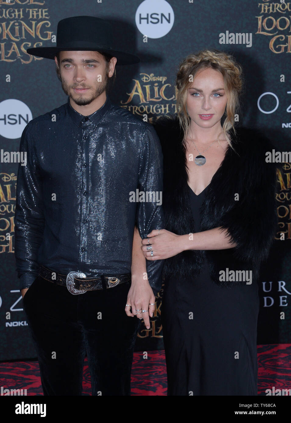 Zella day singer hi-res stock photography and images - Alamy