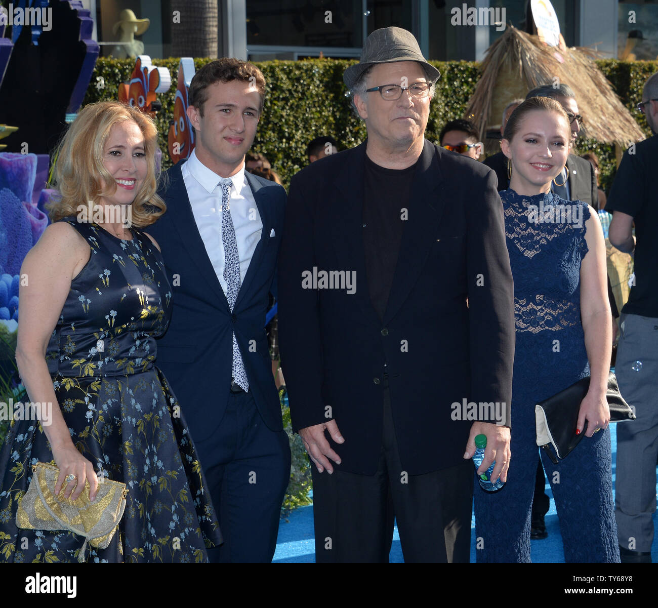 Cast member Albert Brooks, the voice of Marlin and his wife Kimberly ...