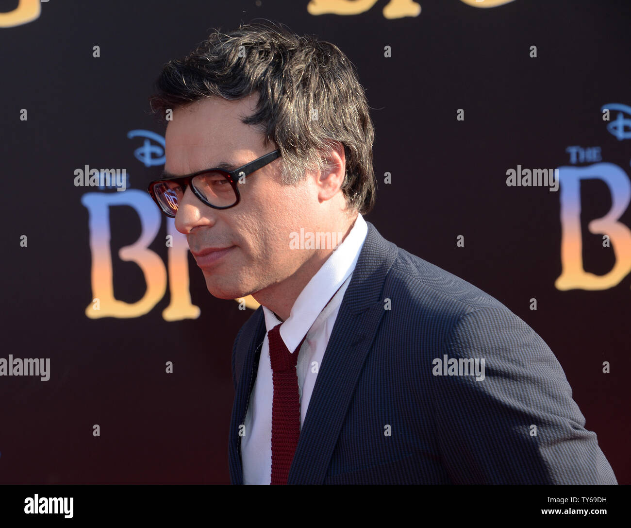 Cast member Jemaine Clement attends the premiere of the motion picture ...