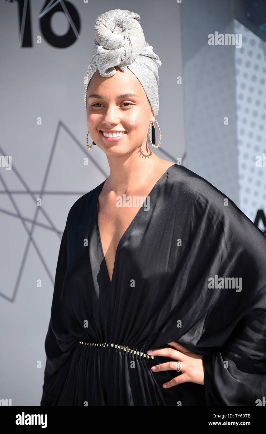 Singer Alicia Keys attends the 16th annual BET Awards at Microsoft ...