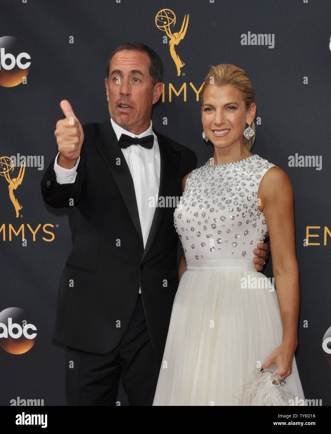 Actor Jerry Seinfeld (L) and author Jessica Seinfeld arrive for the ...