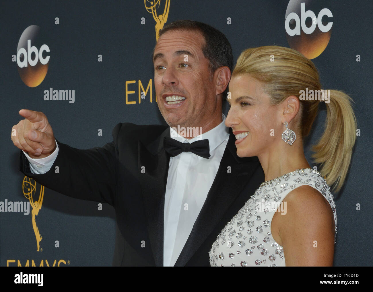 Actor Jerry Seinfeld (L) and author Jessica Seinfeld arrive for the ...