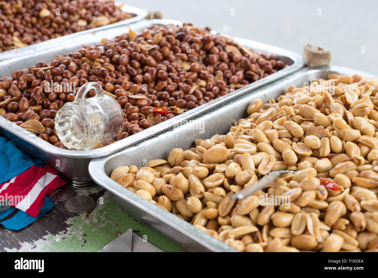 Philippines street food hi-res stock photography and images - Alamy