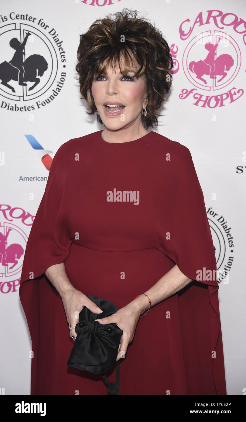 Carole Bayer Sager attends the 2016 Carousel of Hope Ball in Beverly ...